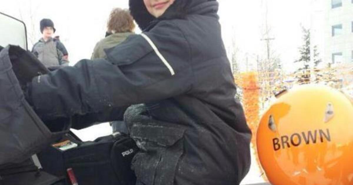 Body recovered of boy who fell into hole in Alaska glacier - CBS News